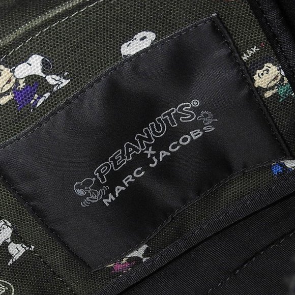 Marc Jacobs | Bags | Marc Jacobs The Small Tote Bag Peanuts Snoopy ...